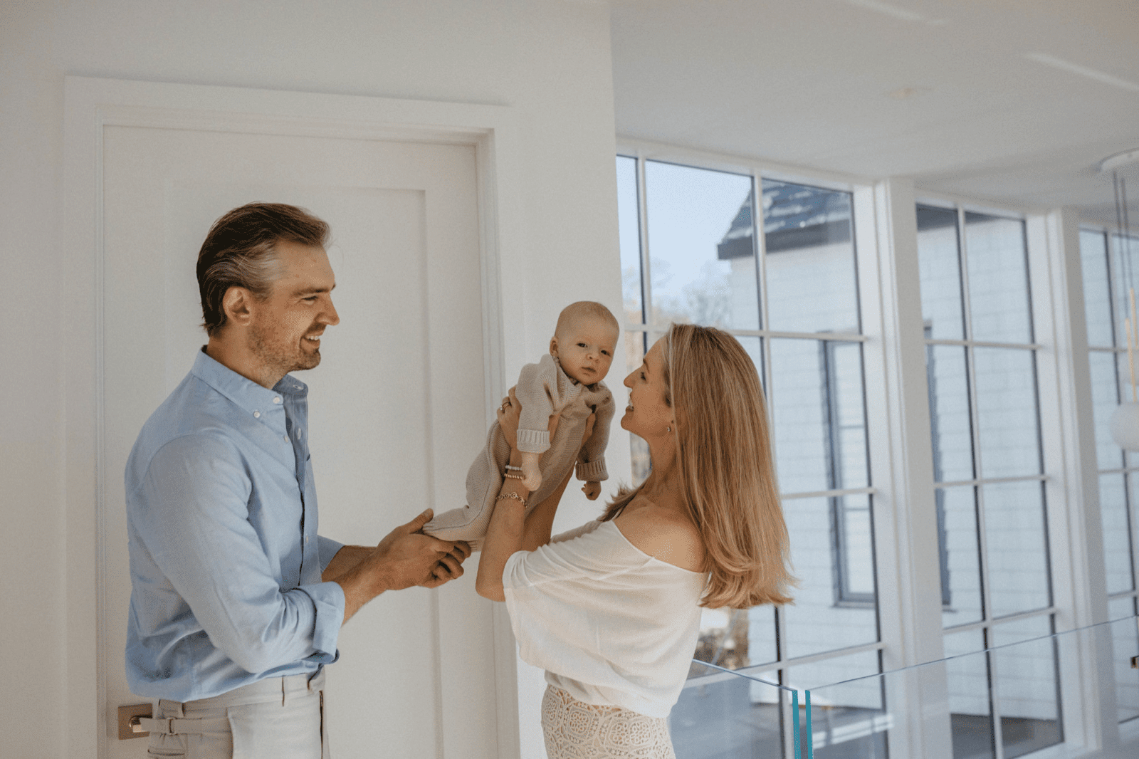 Family Portraits At Home | New England Family Photoshoot
